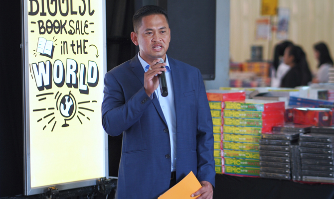 BizKhmer - មិនធម្មតា! ត្រឹម ៤ ...